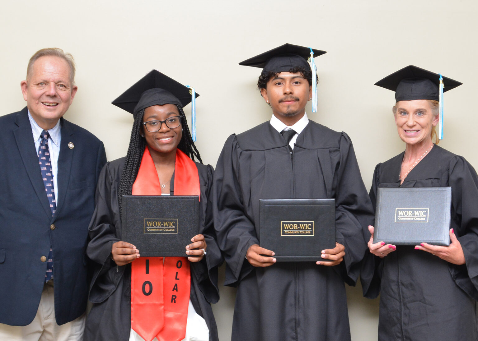 Miller speaks to Wor-Wic graduates > Wor-Wic Community College